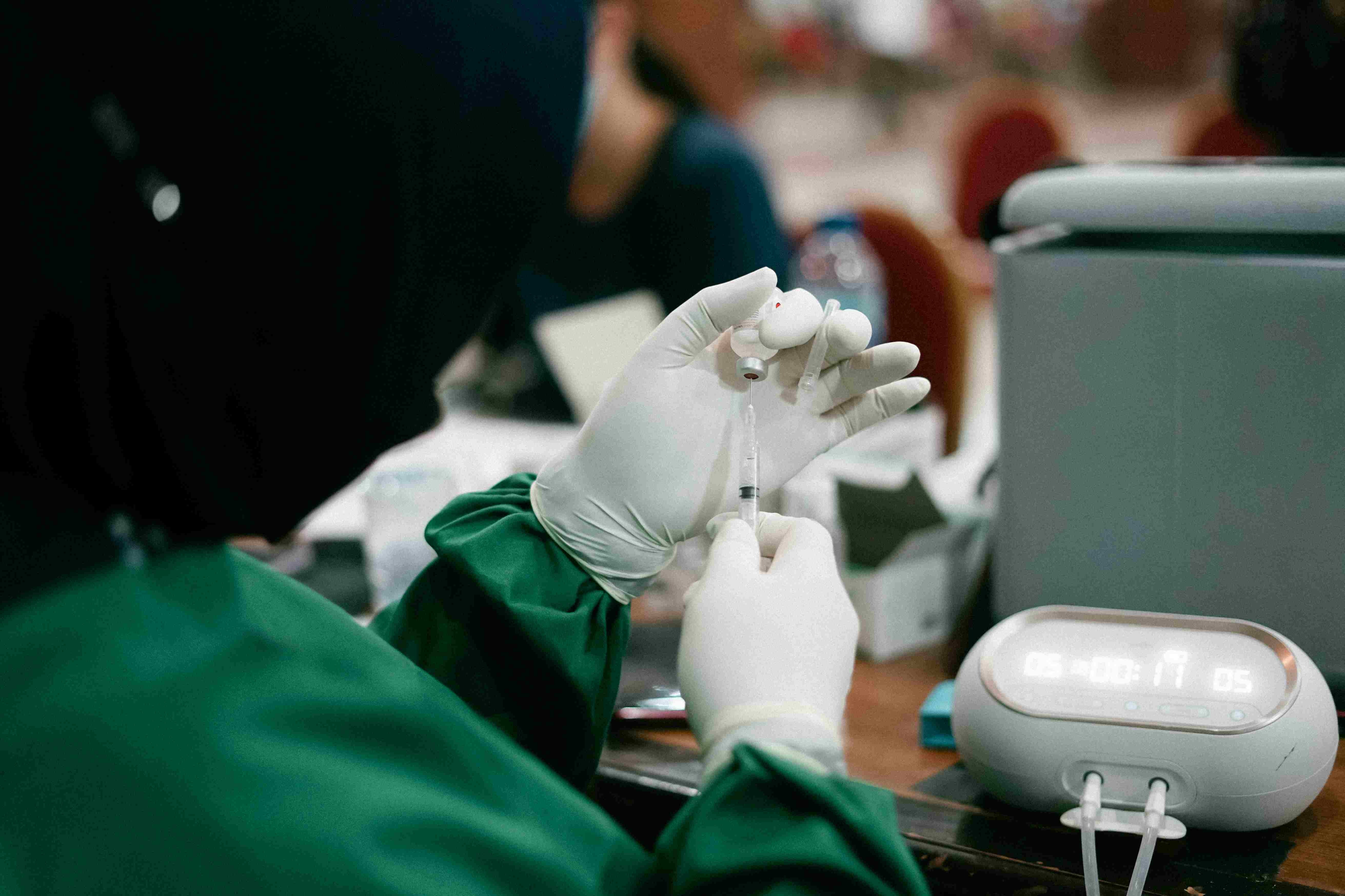 Alasan Mengapa Harus Ikut Vaksinasi Covid-19 || Jakarta Smart City